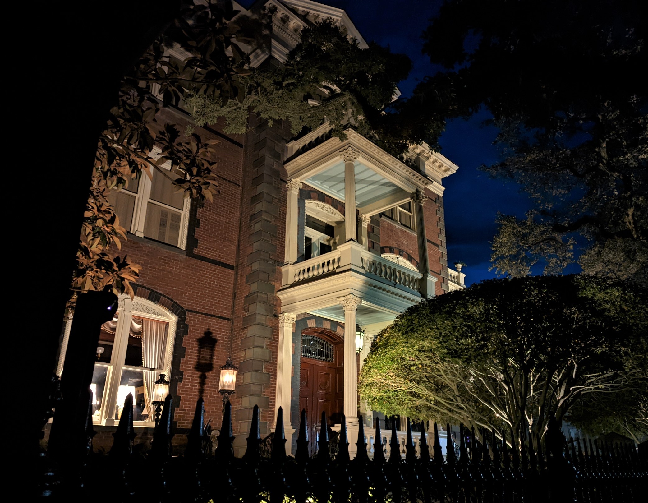 Williams Mansion - Glimpses of Charleston